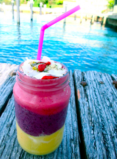 20+ Amazingly Healthy Layered Smoothie Recipes - Roxy's Kitchen