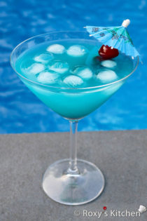 Blue Zen Cocktail - Roxy's Kitchen